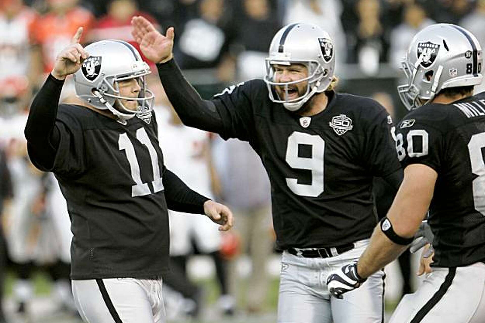 Raiders make Janikowski highest-paid kicker