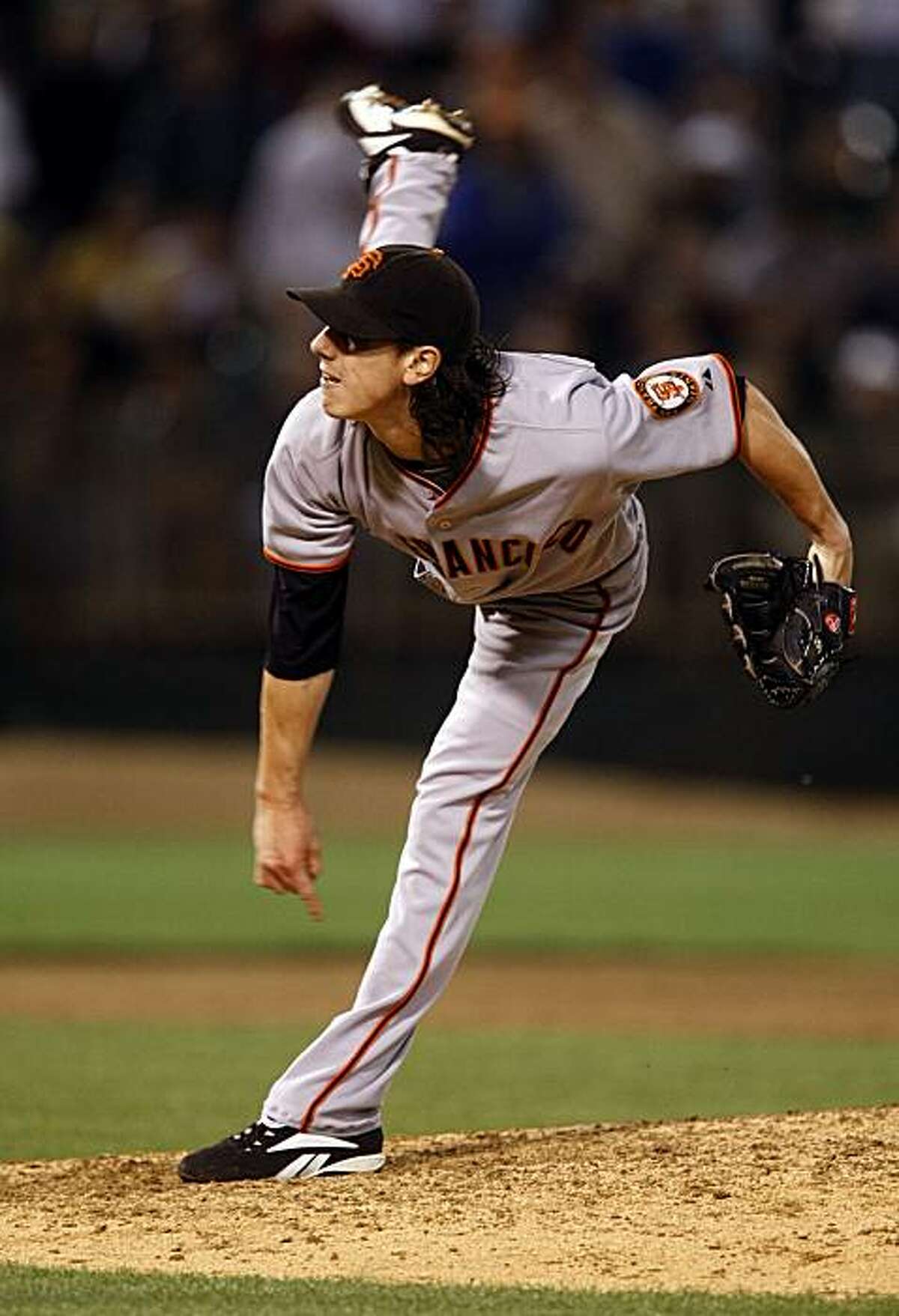 Last-minute meeting leads to Lincecum deal