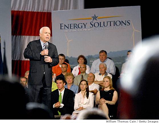 McCain has reason to smile as he visits state