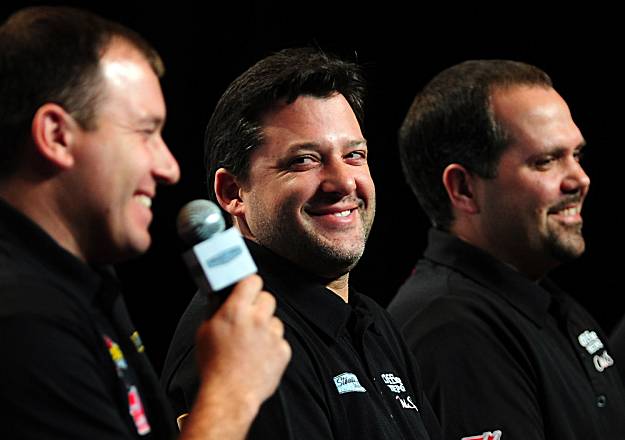 NASCAR heeds pleas to let drivers race
