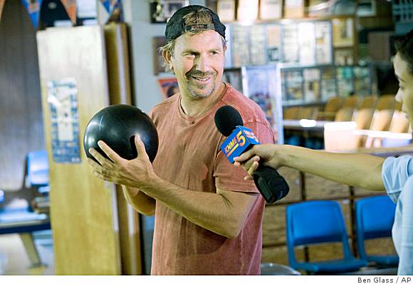 Movie review: 'Swing Vote'