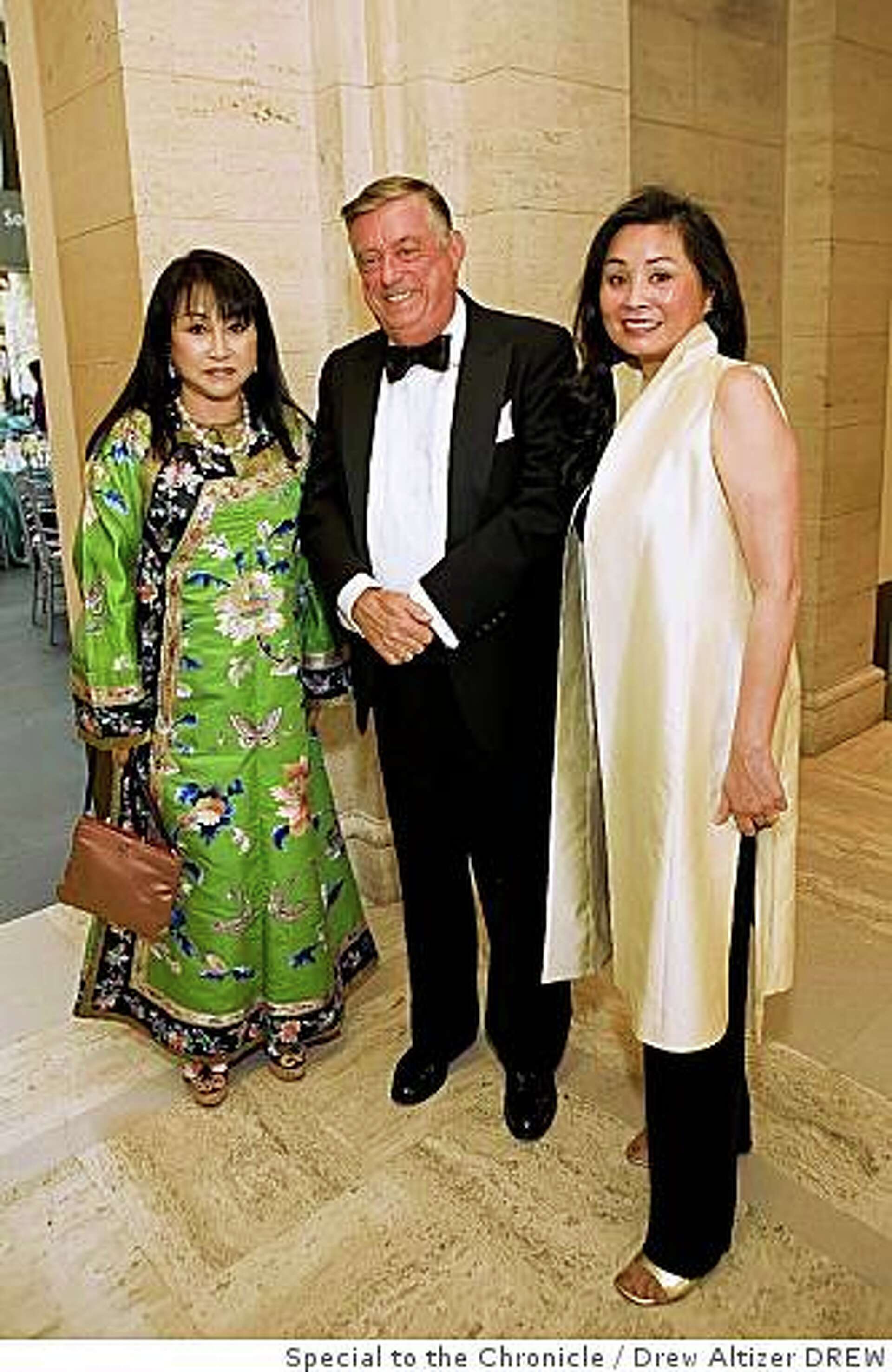 Grand Ming show gets party to match