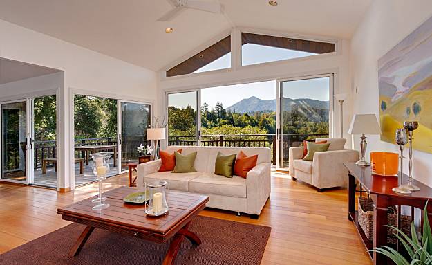 Ross home promises bright lights, great sights