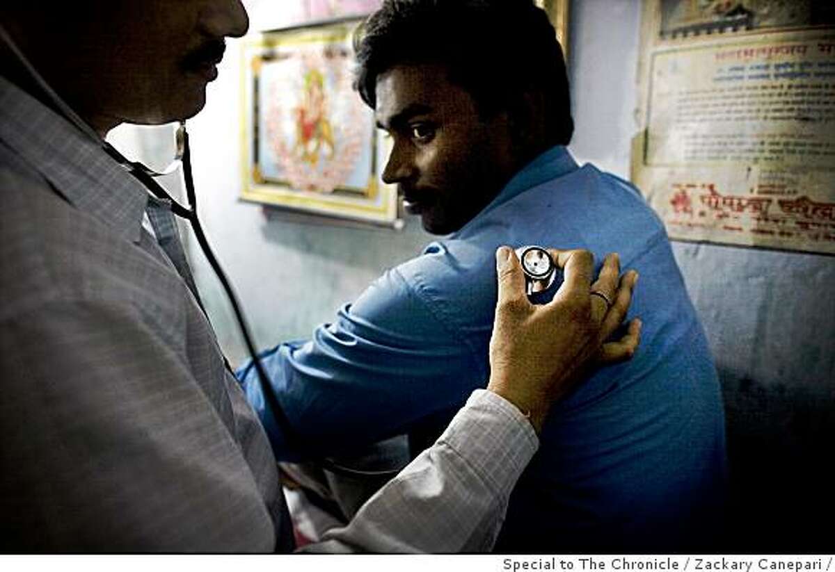India's sick poor turn to unlicensed doctors