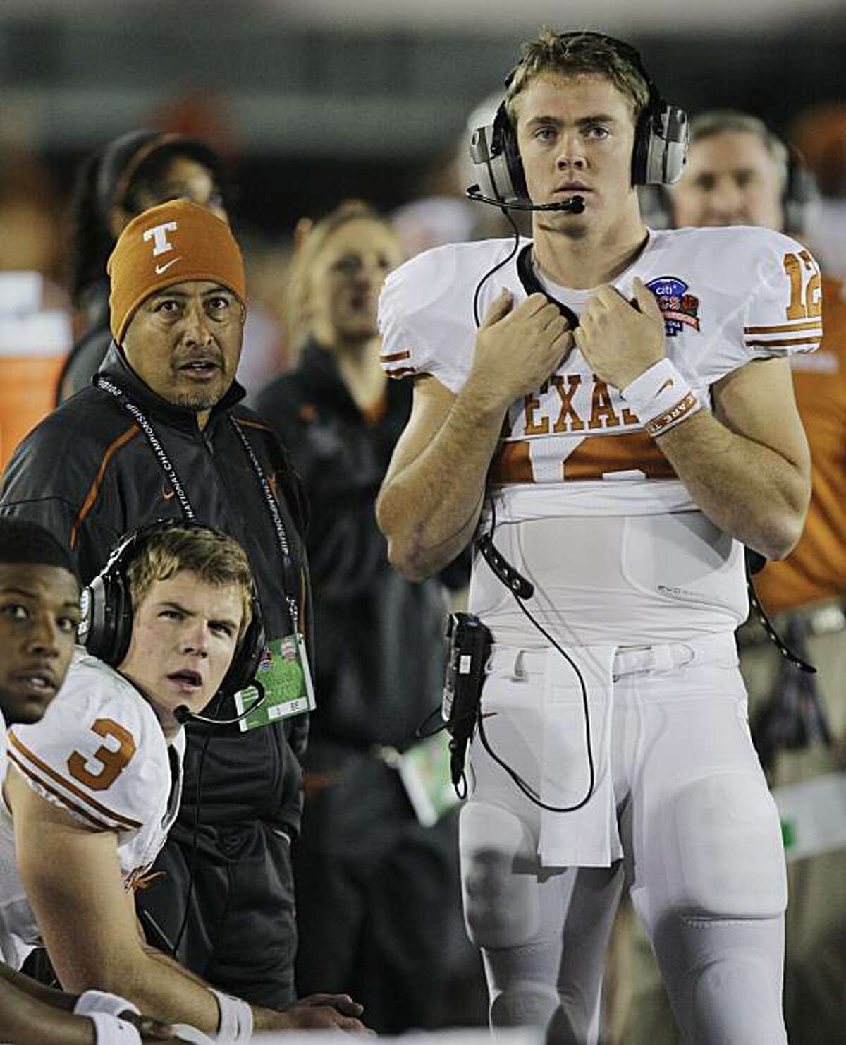 Former Cal QB's son thrust dramatically into prime-time role