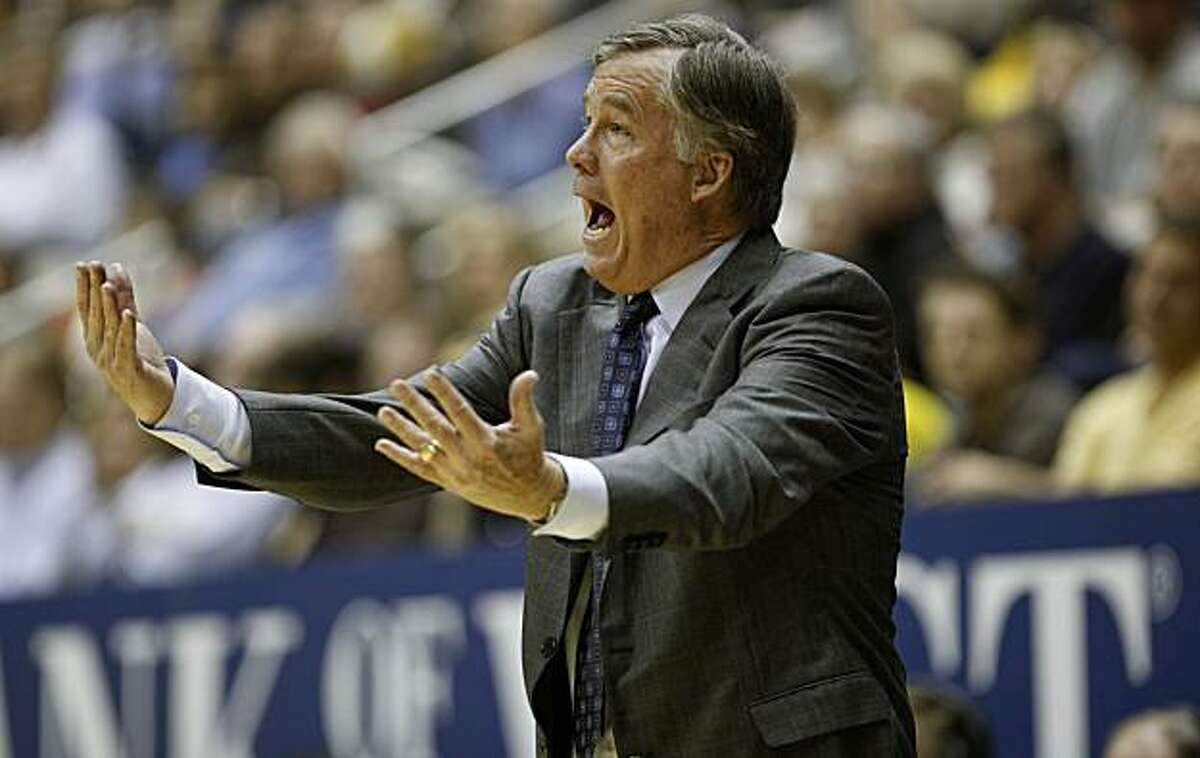 Mike Montgomery a thinking man's coach