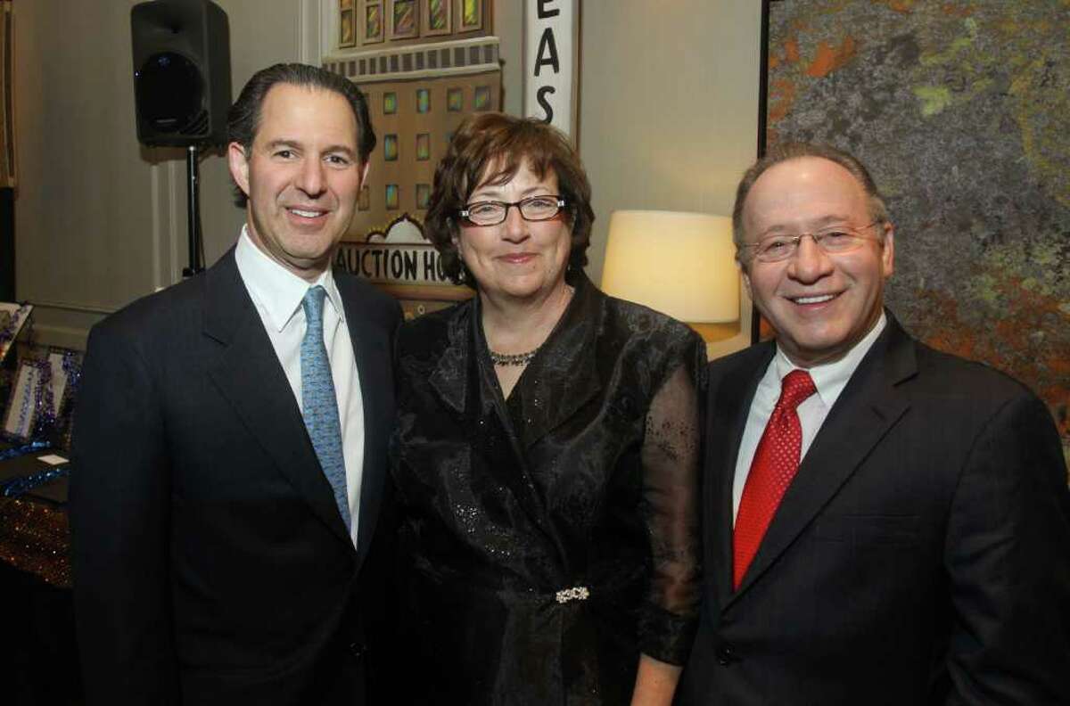 Seven Acres celebrated with "La Dolce Vita"