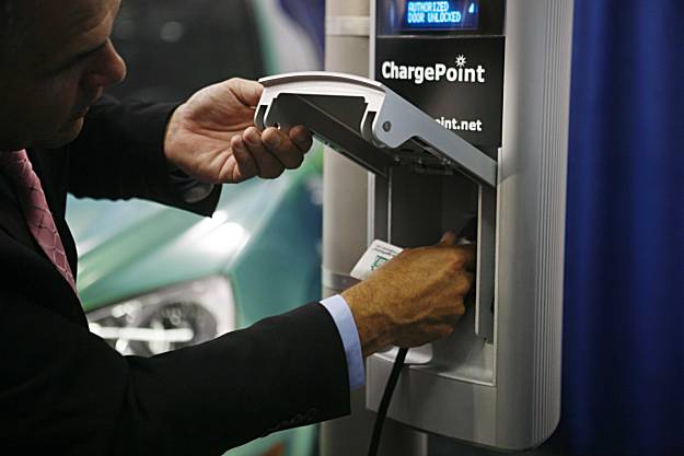 Challenge for electric cars: charging stations