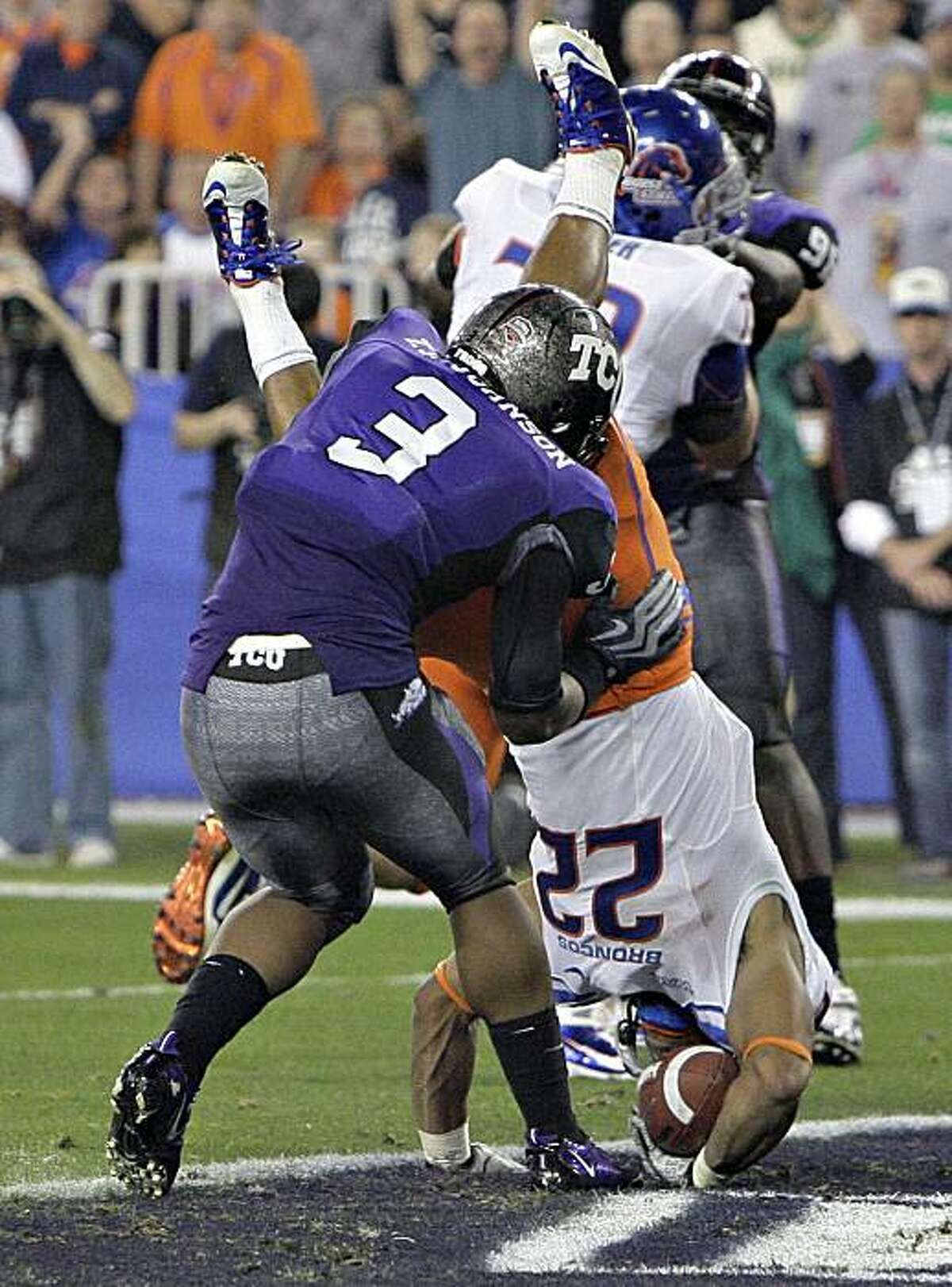 Boise State Pulls Out Fiesta Bowl boise-state-pulls-out-fiesta-bowl