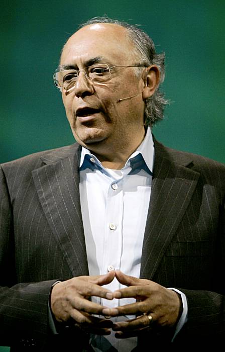 AMD replaces CEO as losses mount