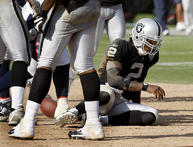 Raiders offense regresses; Denver flies to 3-0