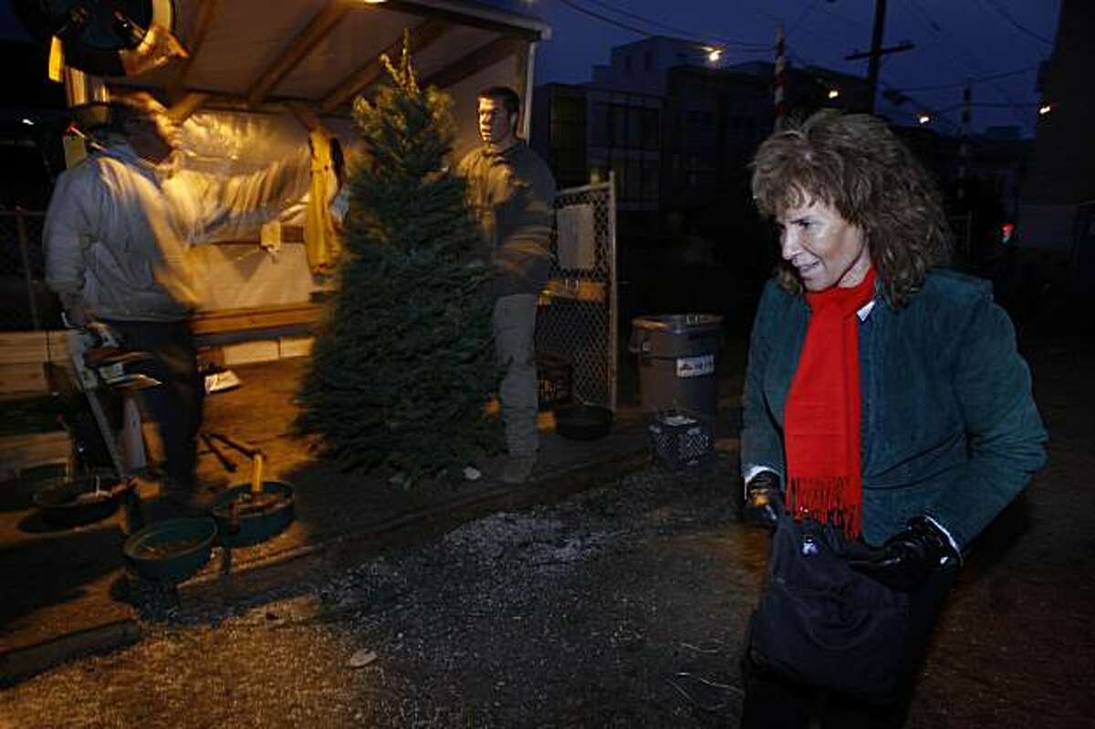 At Delancey Street, a chance to help yourself