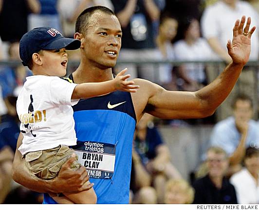 Clay impressive in winning decathlon