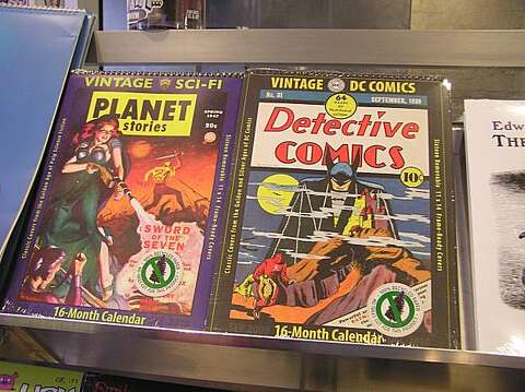 Skip malls, go for chic museum-shop gifts