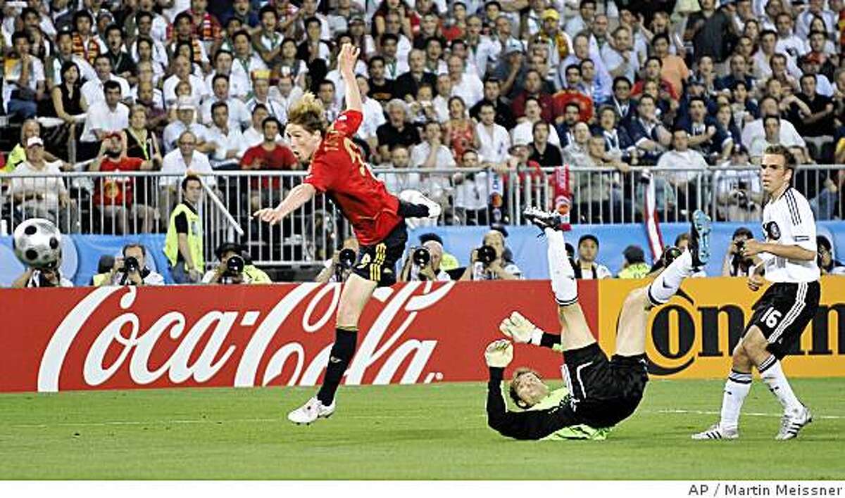 Spain celebrates European title