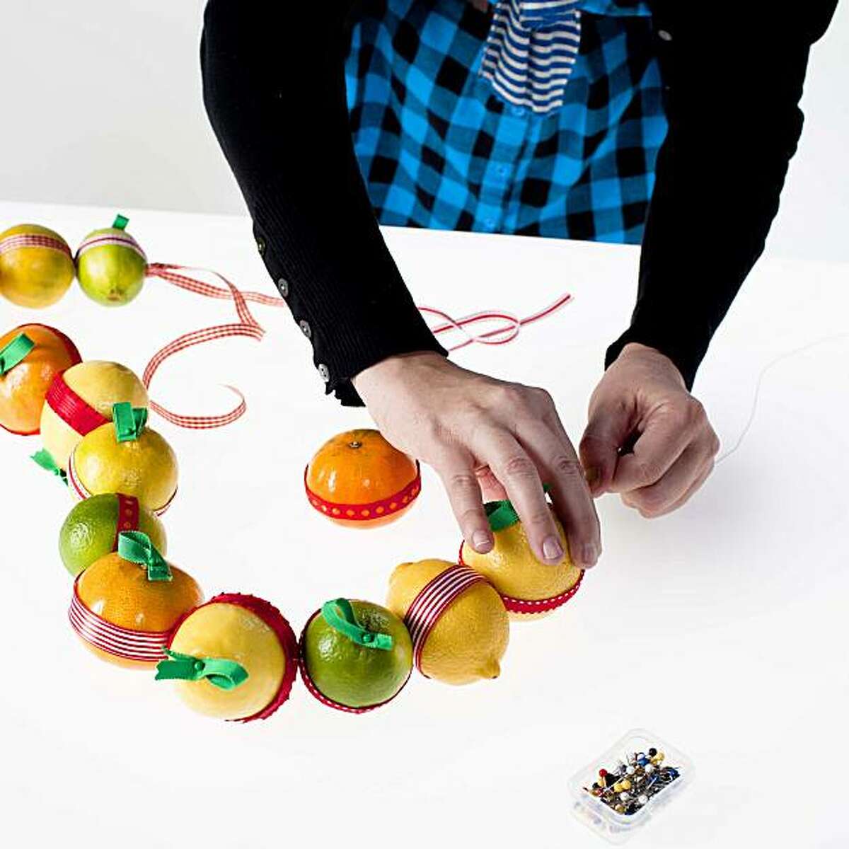 Do-it-yourself arrangements festive, rewarding