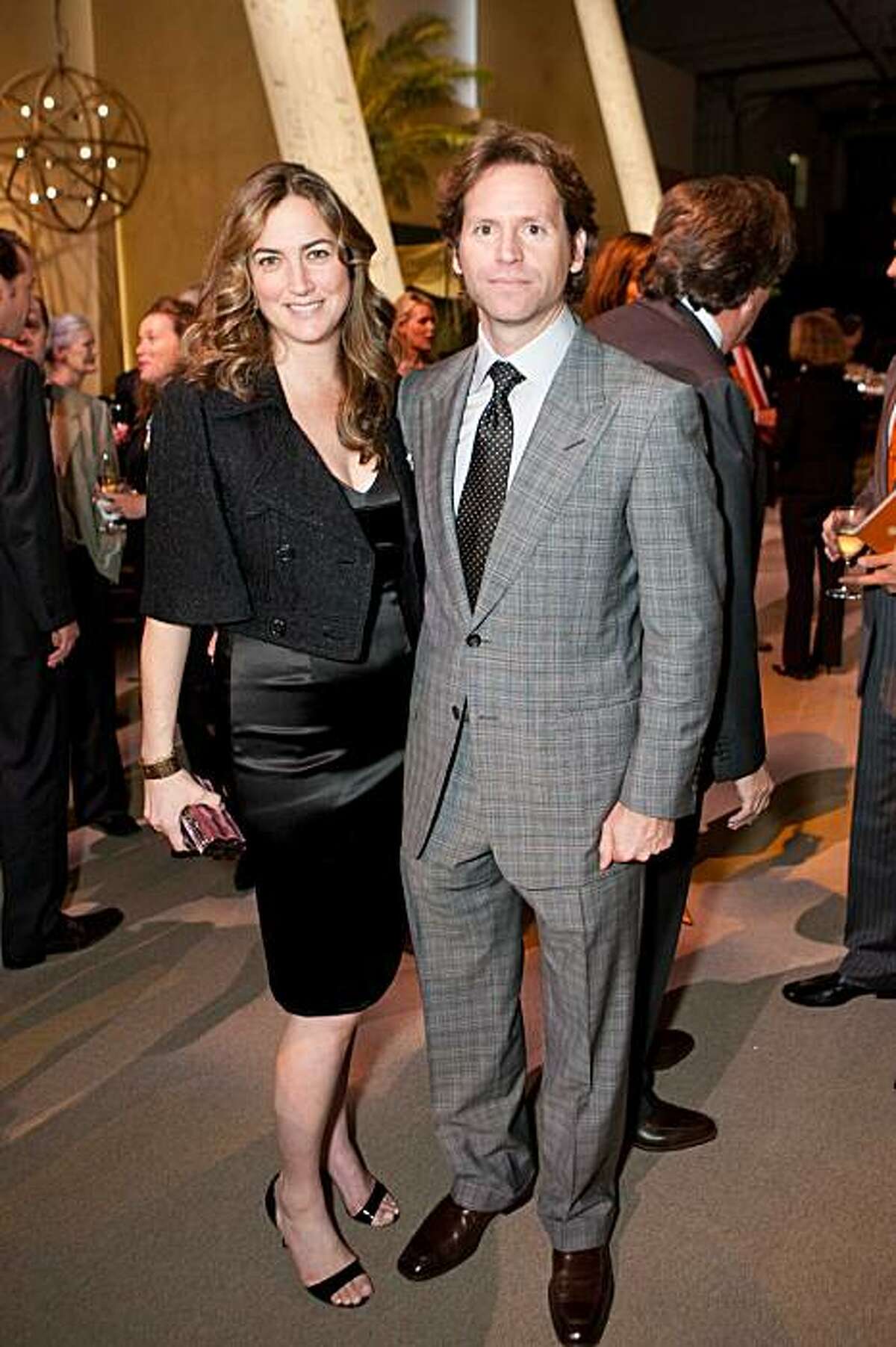 S.F. socialites sued over 'violent fall' at home