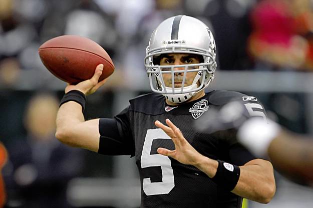 Gradkowski has energy Raiders need