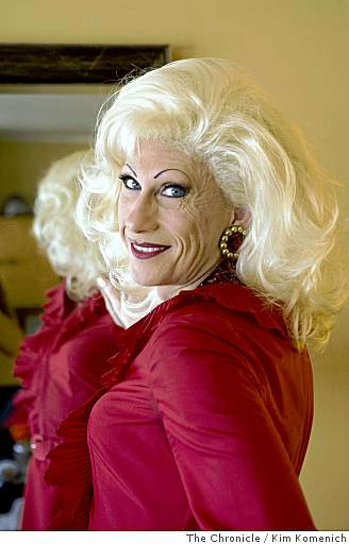 Donna Sachet, super volunteer in drag