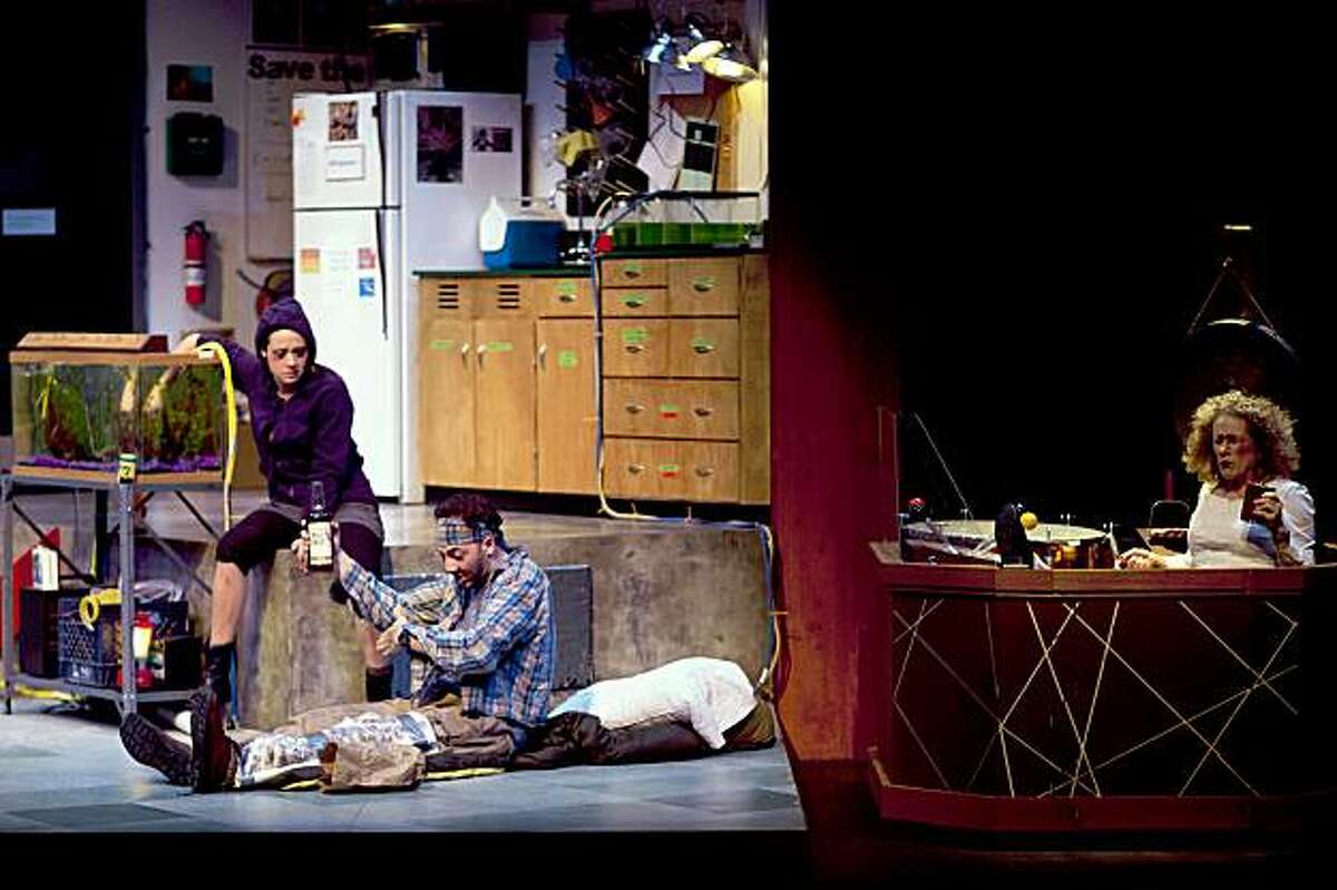 Theater review: 'Boom' a cataclysmic sex farce