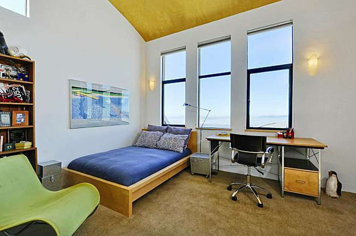 Berkeley home has stunning views