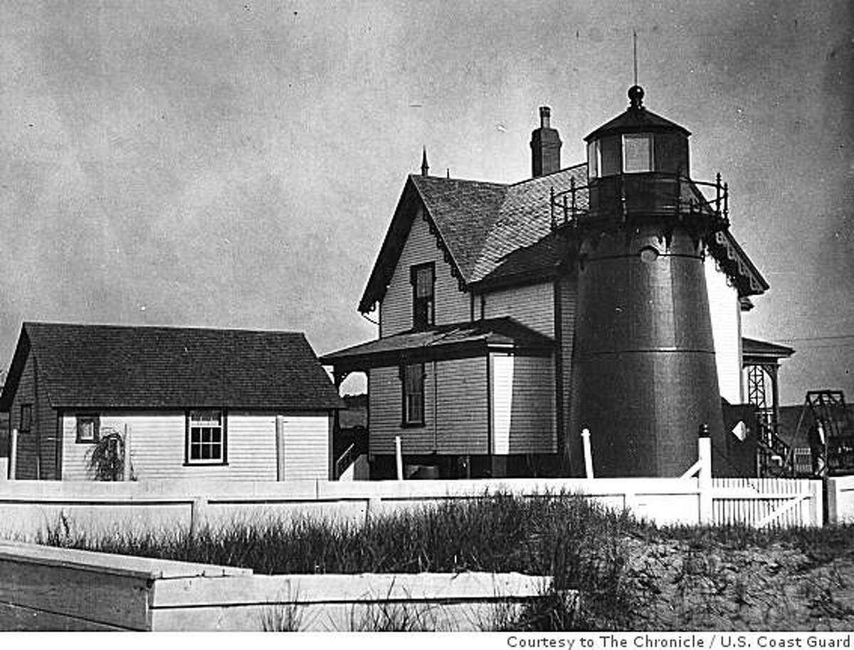 Point Montara lighthouse's bicoastal history