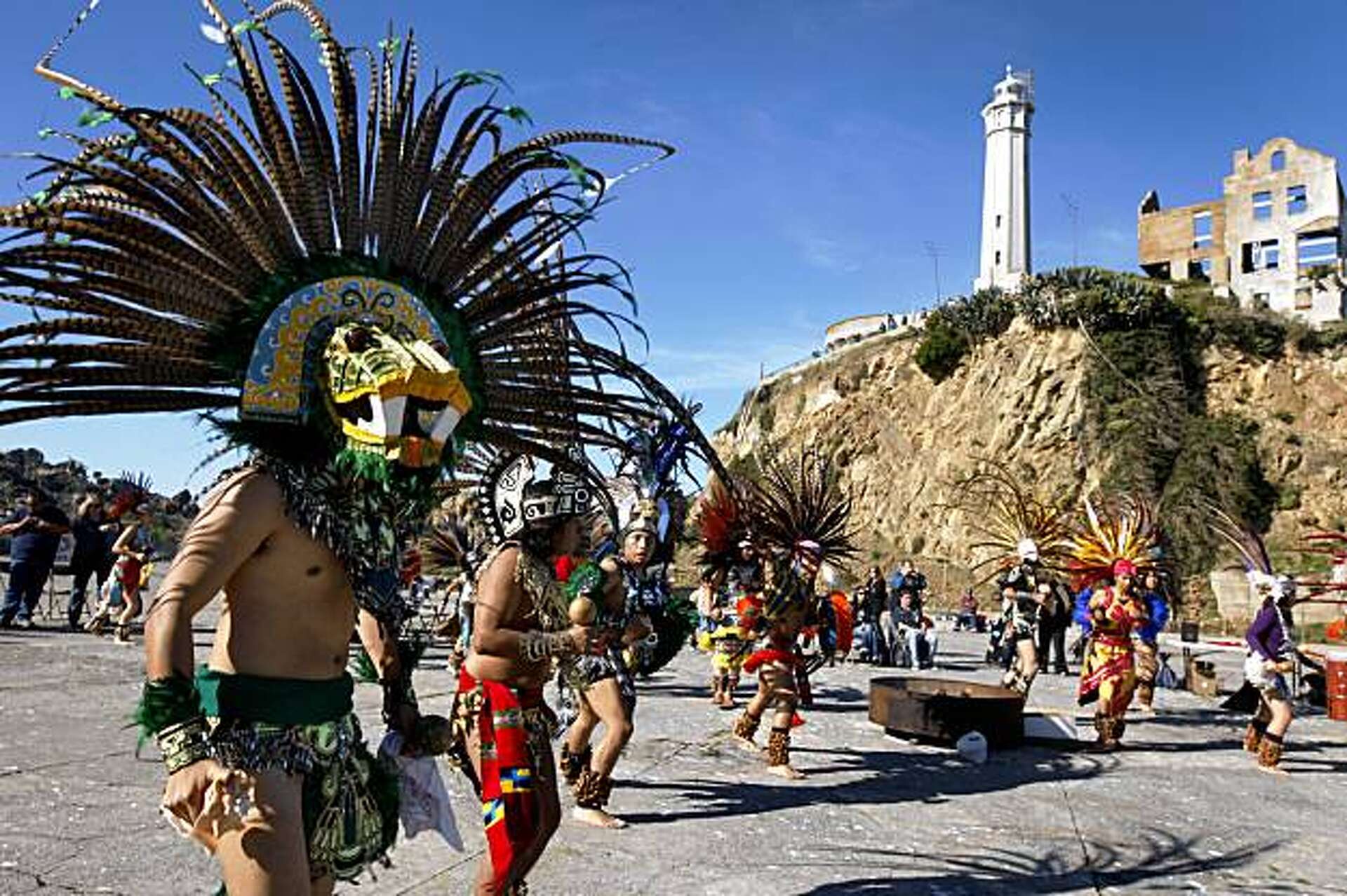 Indians return to Alcatraz 40 years later
