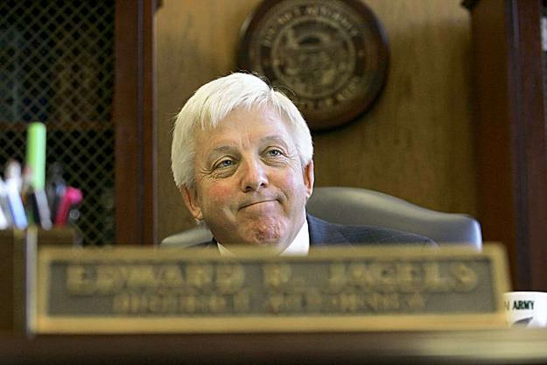 D.A. who wrongfully had dozens jailed to retire