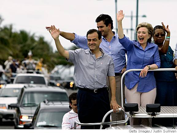 Puerto Rico's a fiesta for Clinton