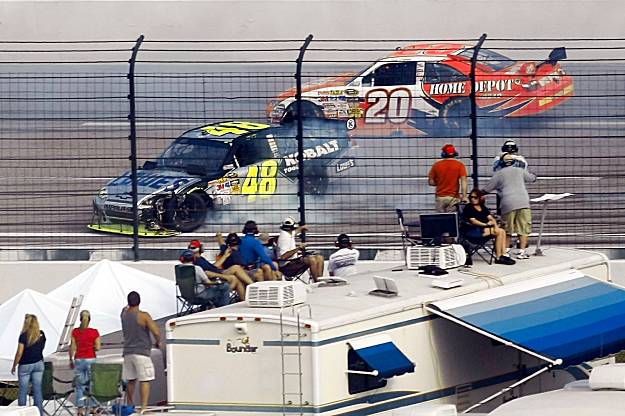 Crash slashes Johnson's points lead