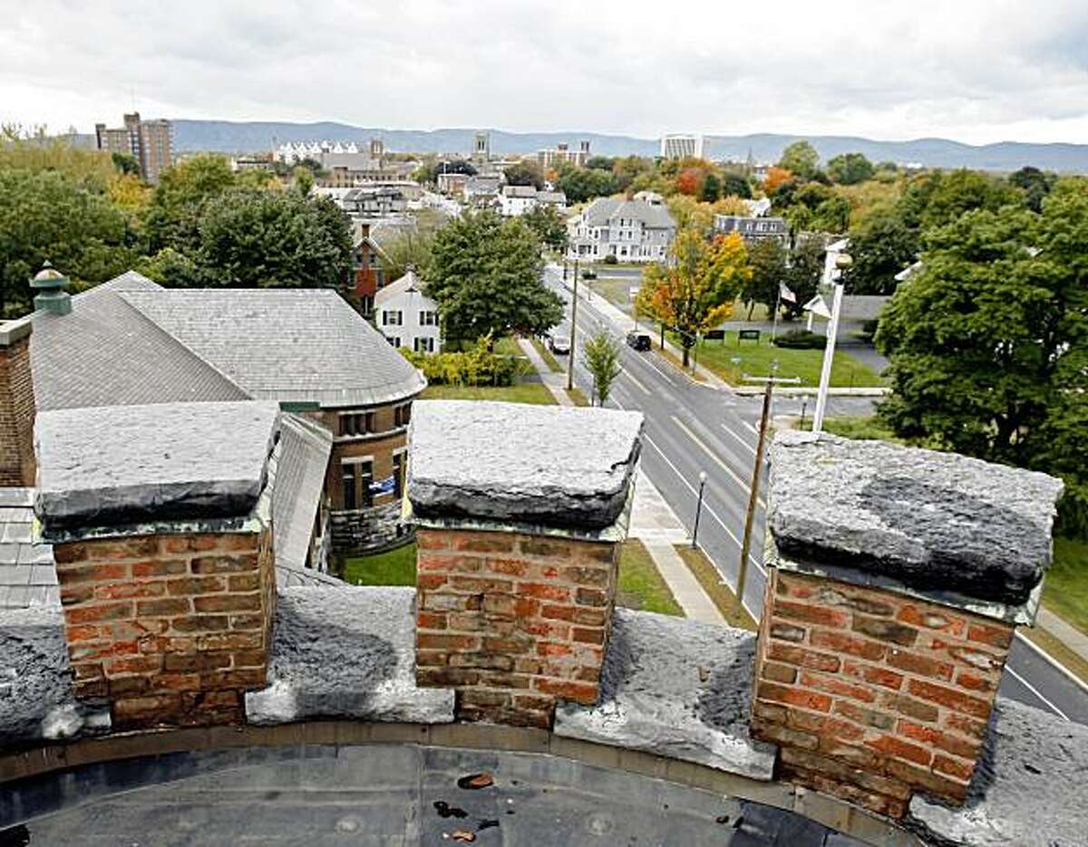 Fort-like armory: the ultimate do-it-yourselfer