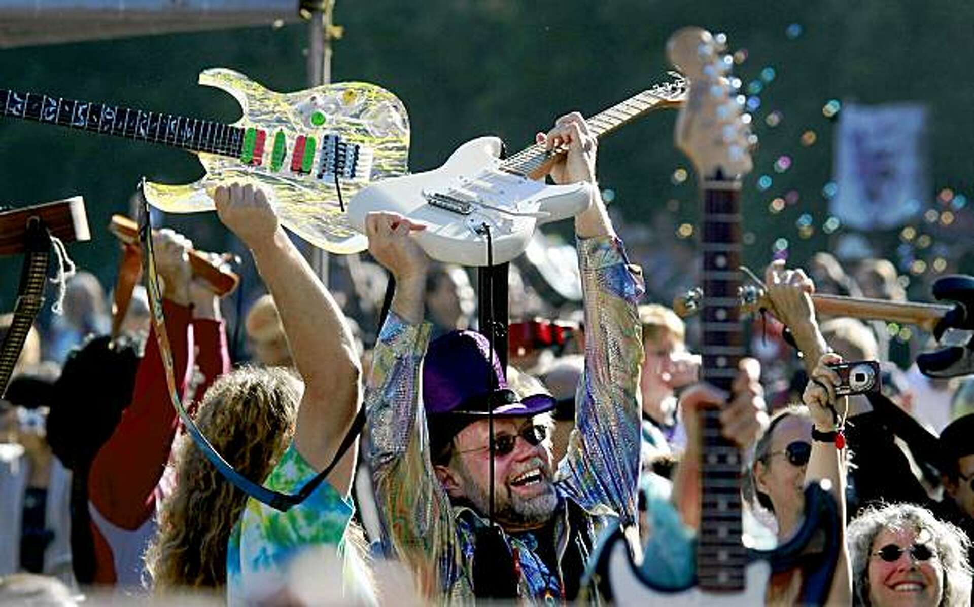 West Fest long on vibe, hazy on record attempt