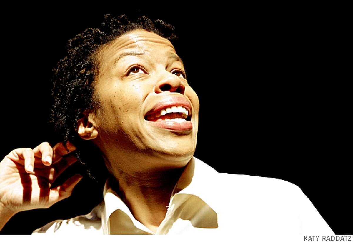 Nilaja Sun leaves no character behind in show