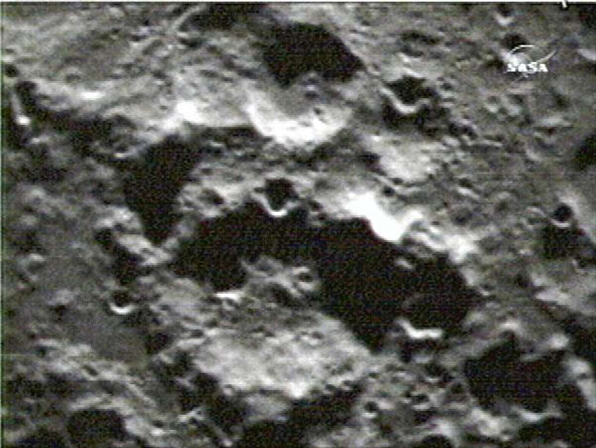 NASA's moon blast called a smashing success