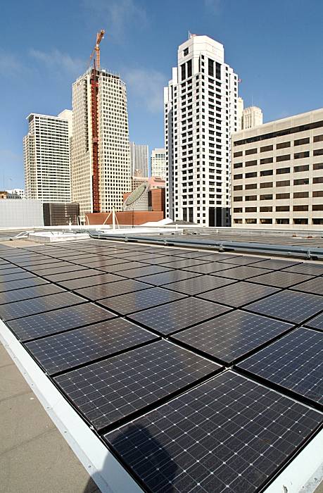 Small-scale solar plan clashes with big energy