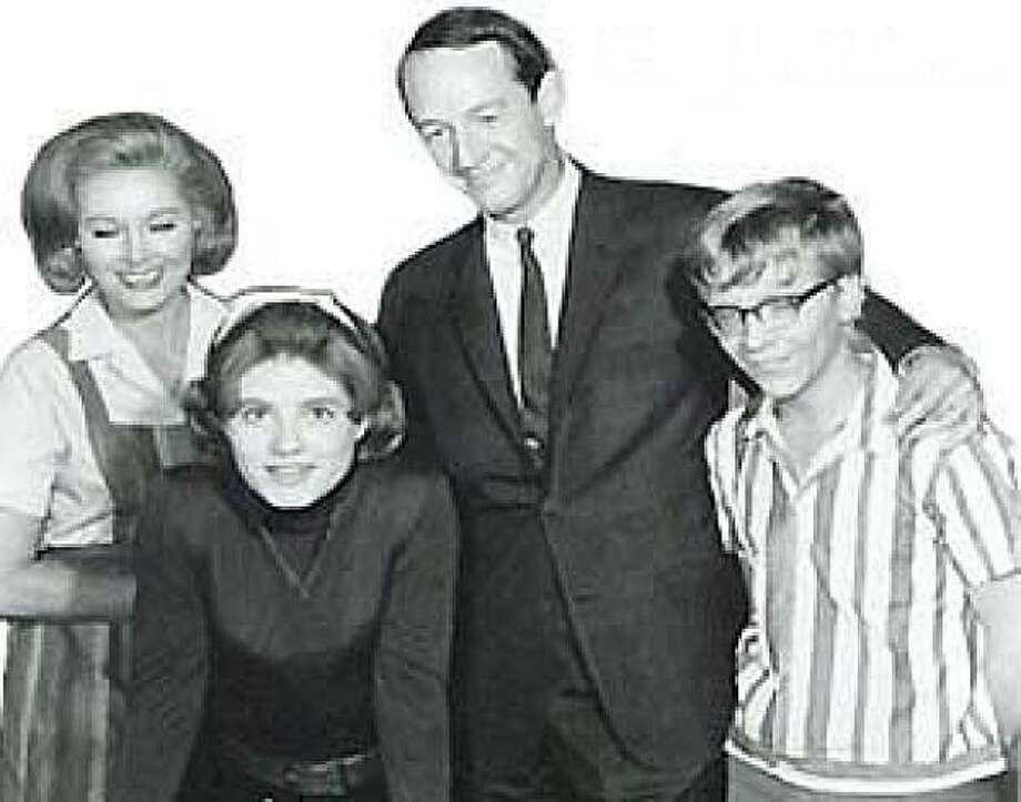 Schallert recalls playing father to Patty Duke - SFGate