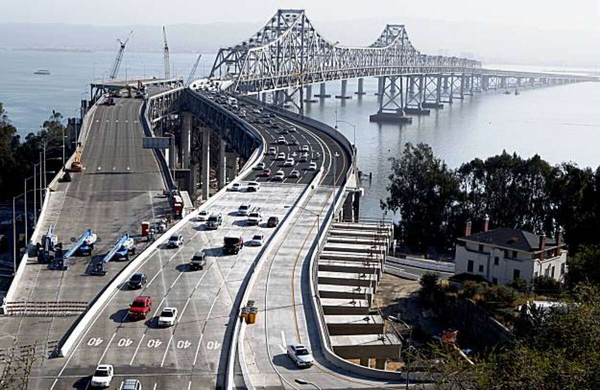 Caltrans never approved design of Bay Bridge S-curve