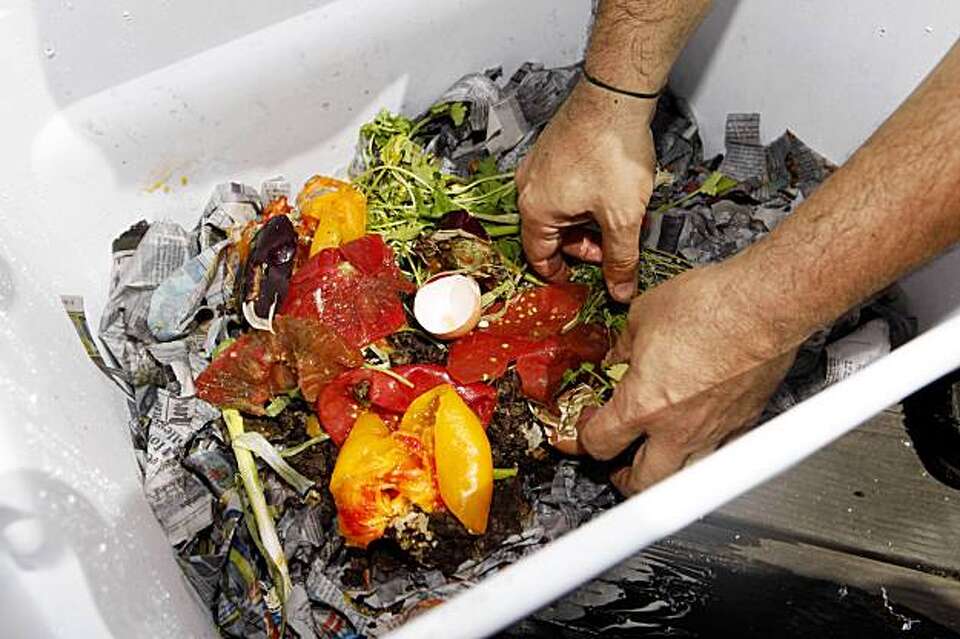 More than wiggle to a worm