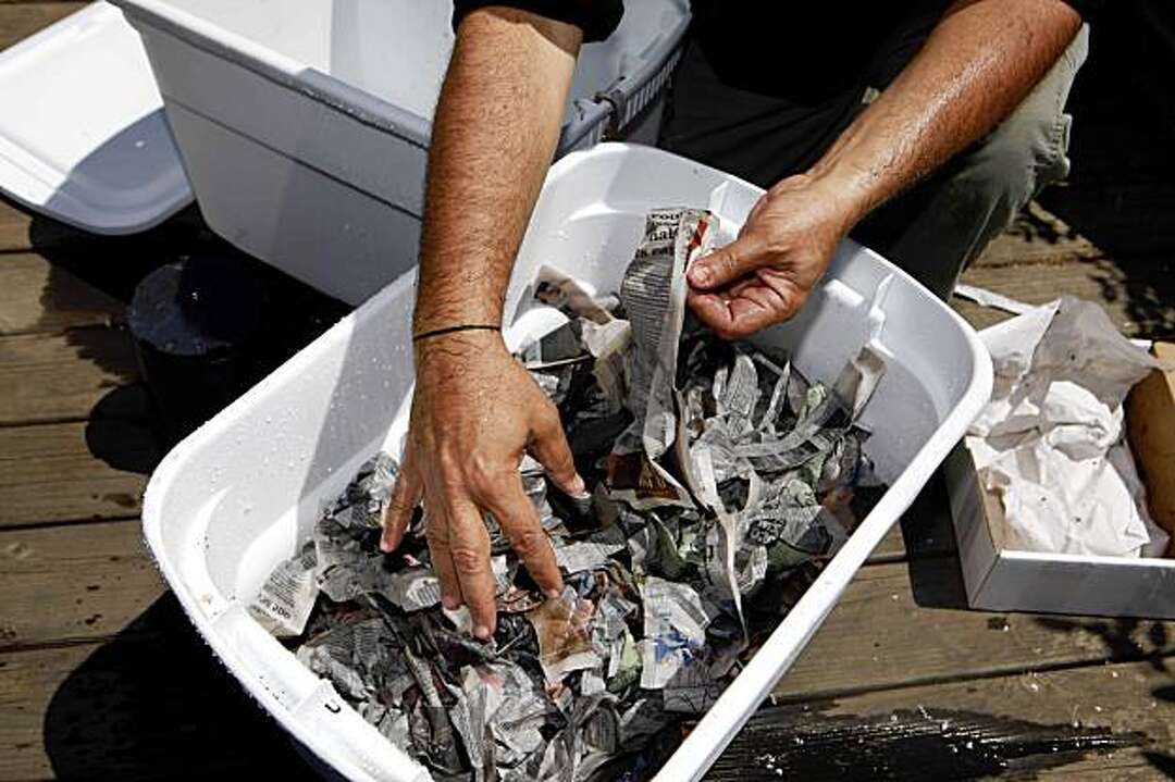 More than wiggle to a worm