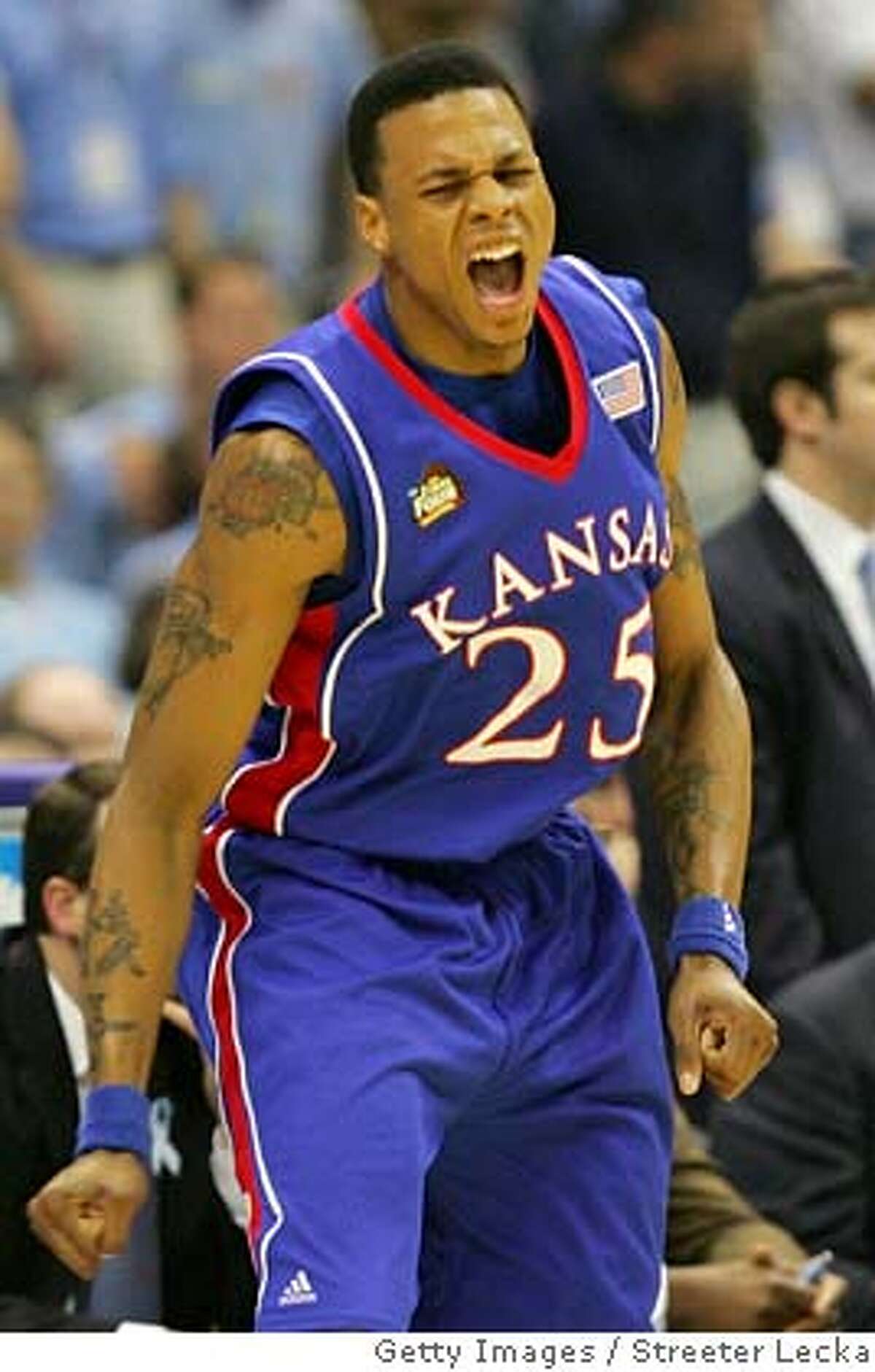 JaVale McGee gave everyone on the Warriors a blanket with Draymond's ...