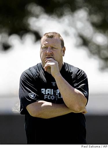 Walker surprised Raiders with news of surgery