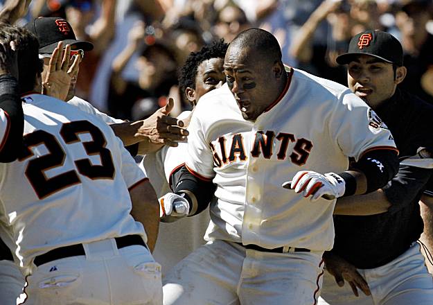 Uribe's HR in 10th beats L.A.