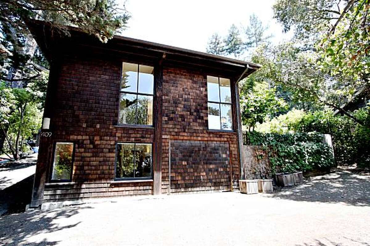 Twitter co-founder selling Berkeley cottage