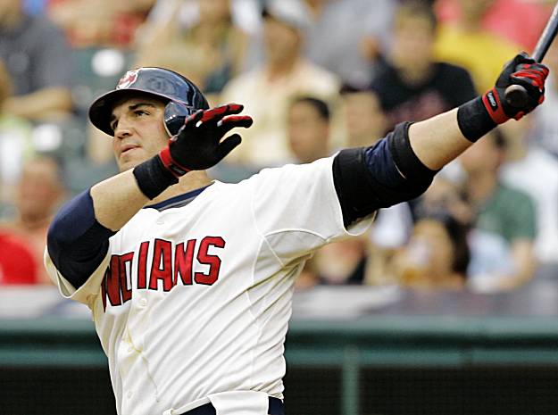 Giants trade for Indians' Garko