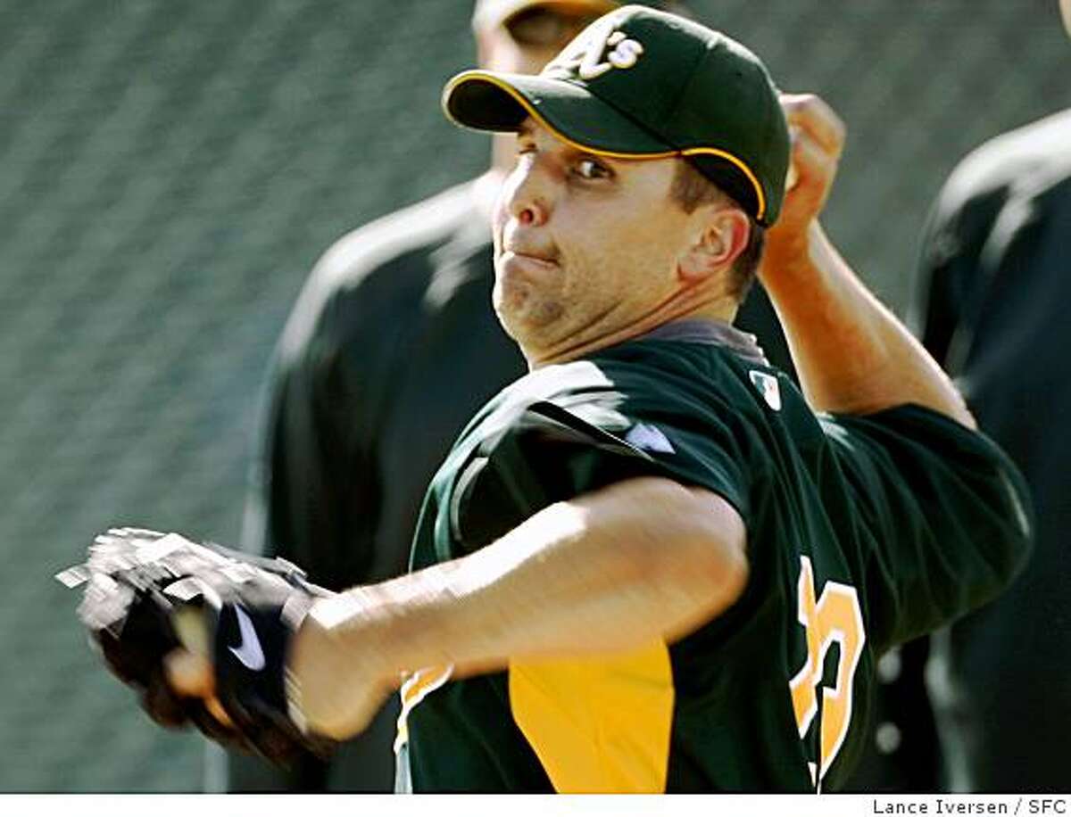 Ex-closer Foulke takes on new role