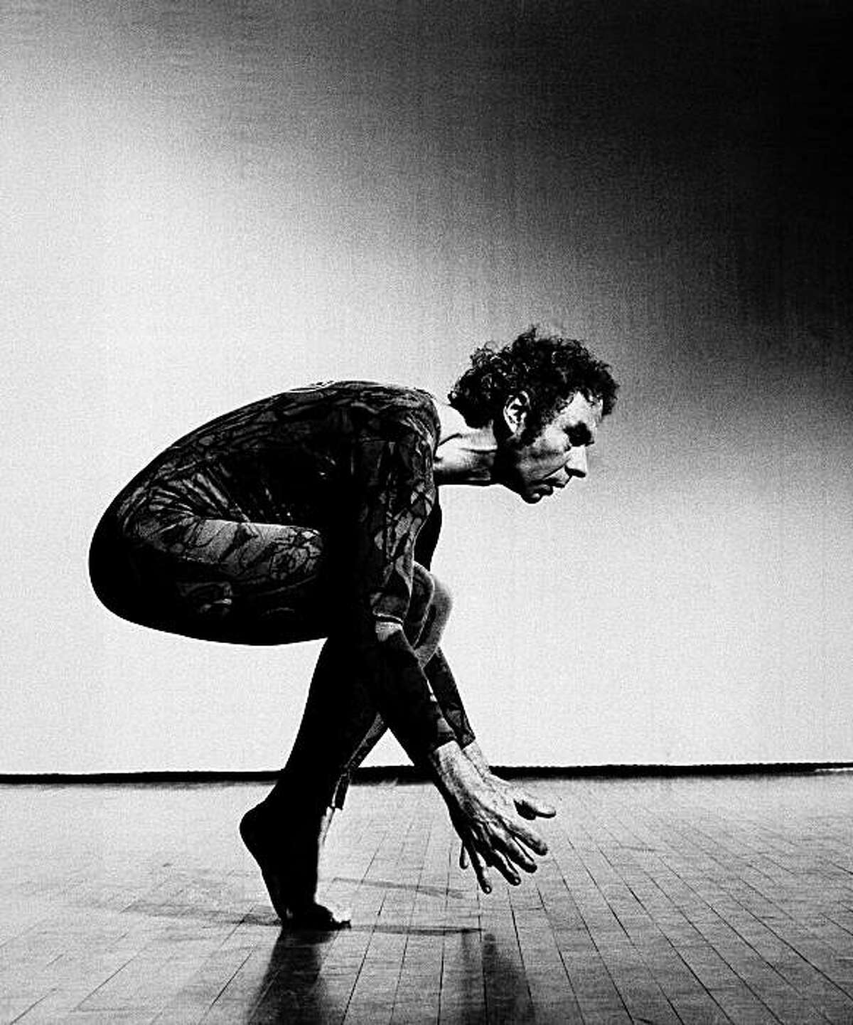 Merce Cunningham, modern choreographer, dies