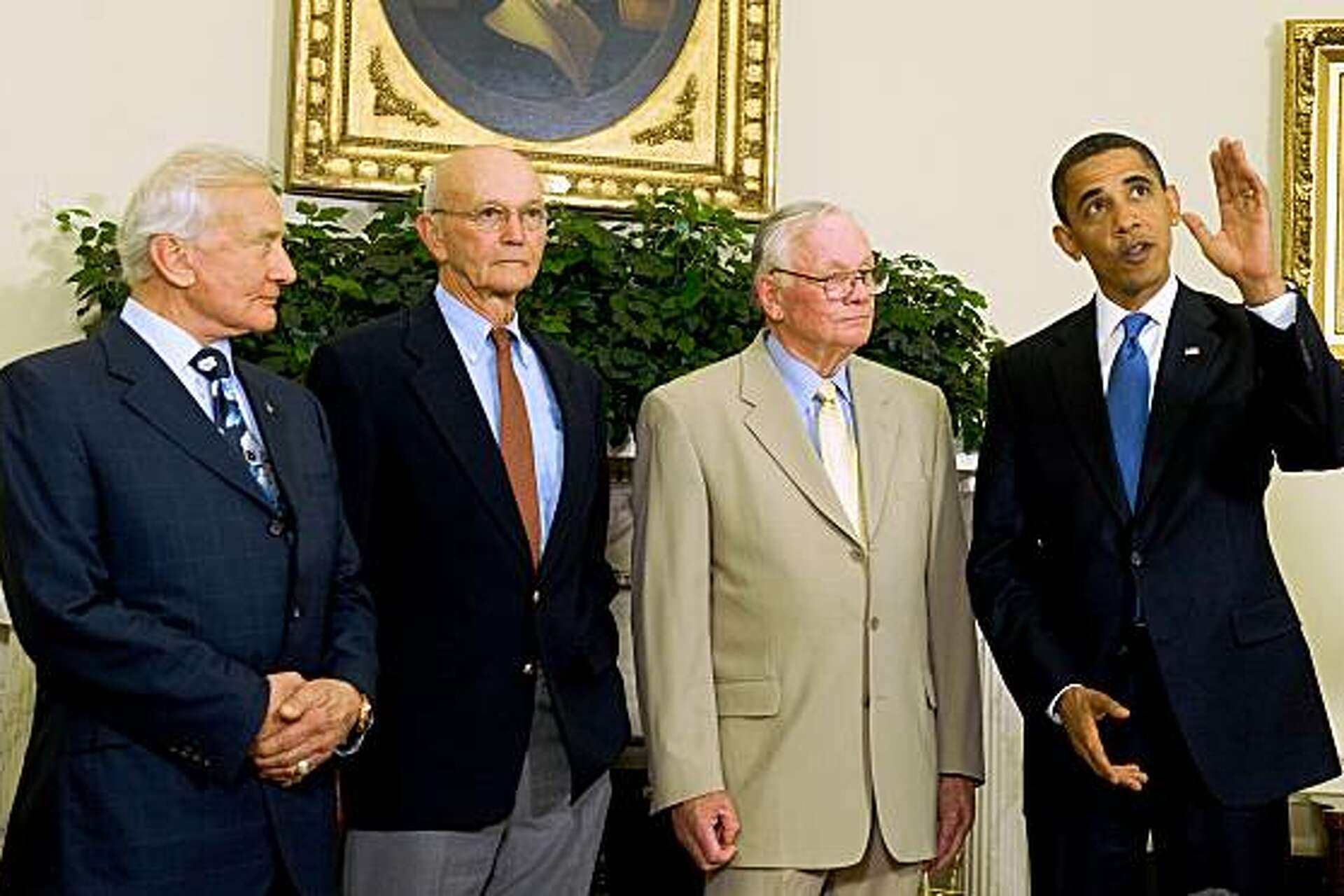Obama honors Apollo 11 astronauts, praises NASA