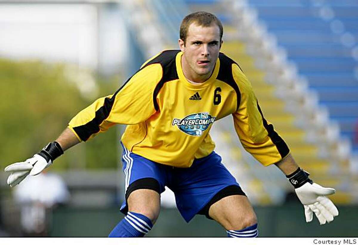 Former De La Salle and Cal goalkeeper Stefan Frei, now with Toronto FC ...