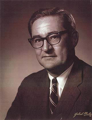 Banker A. William Barkan has died