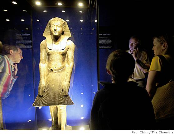 King Tut exhibit opens to the masses